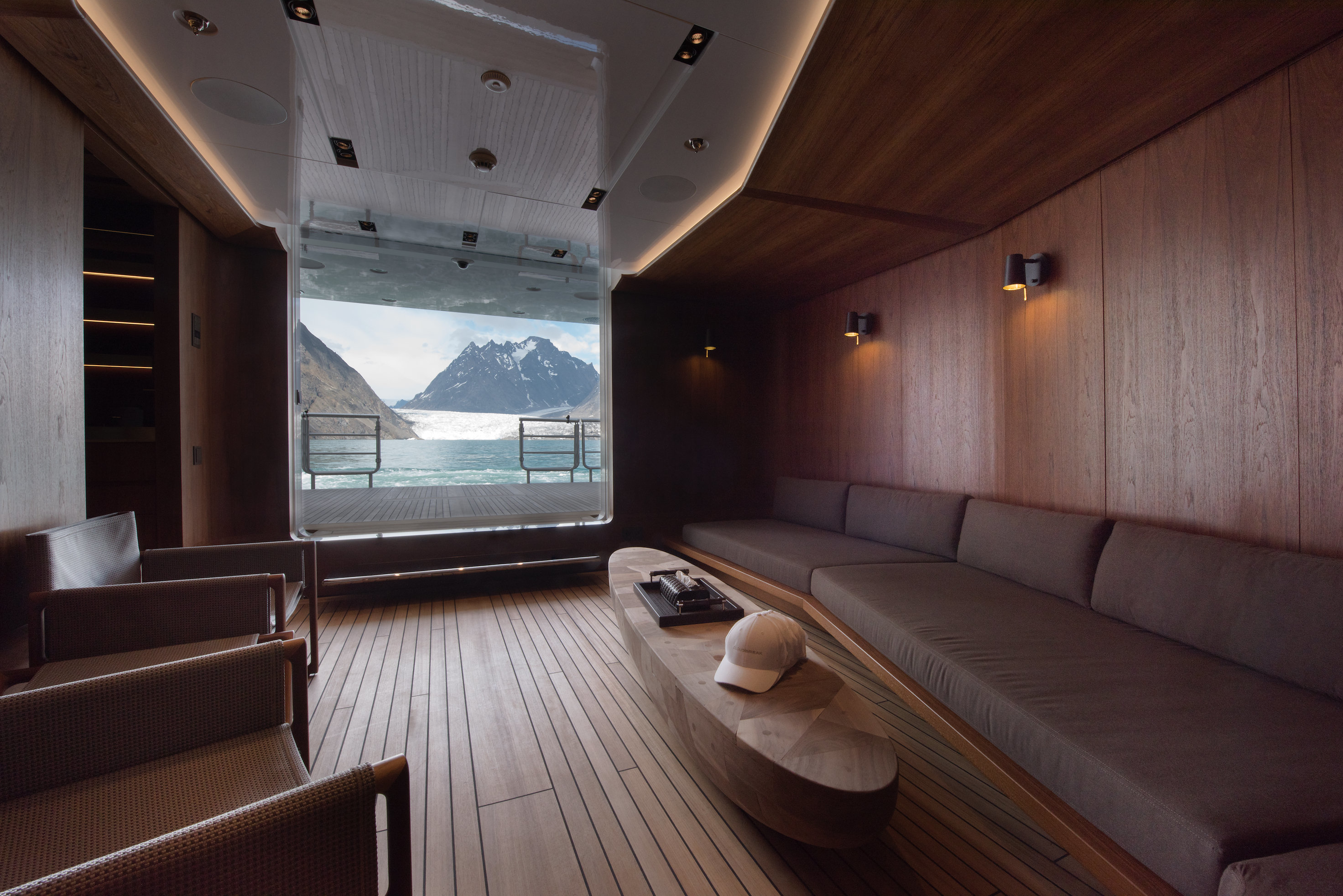 Yacht CLOUDBREAK, Abeking & Rasmussen | CHARTERWORLD Luxury Superyacht ...